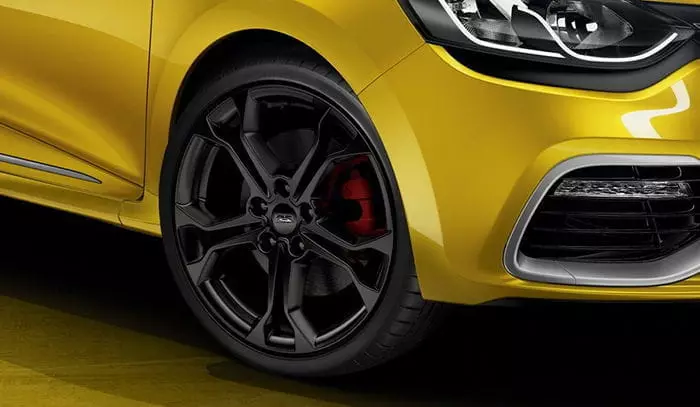 Renault Clio RS အသစ်