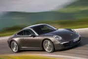 Porsche 911 Carrera 4 និង 4S ត្រូវបានបង្ហាញនៅក្នុងការថតរូប នៅពេលដែលក្រុមហ៊ុន Porsche បាននាំយកវាទៅកាន់ពិភពលោក 145184_5