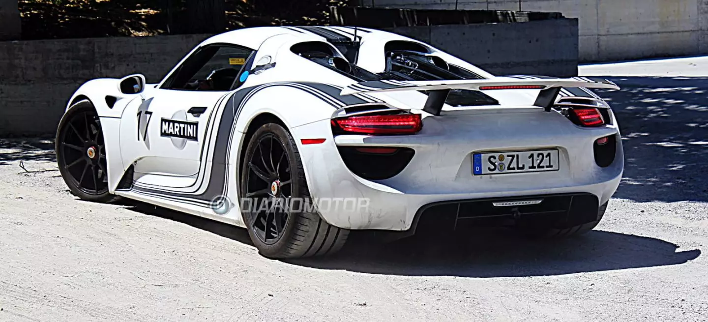 porsche_918_04