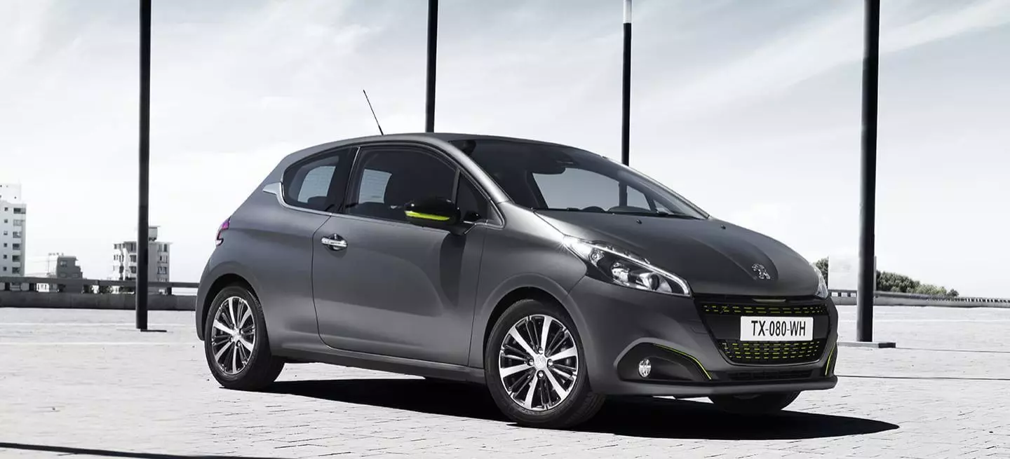 peugeot-208-106