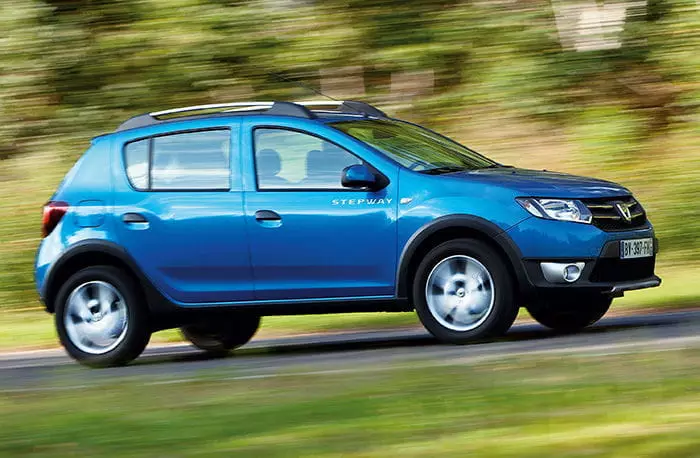 Dacia Sandero Igbesẹ