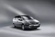 Citroën C8 өчен җиңел фасилифт һәм C5 өчен Меңьеллык җиһазлары 147476_7