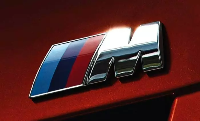 BMW M135i na M135i xDrive