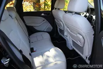 Mercedes-Benz B-Class 2012, nội thất