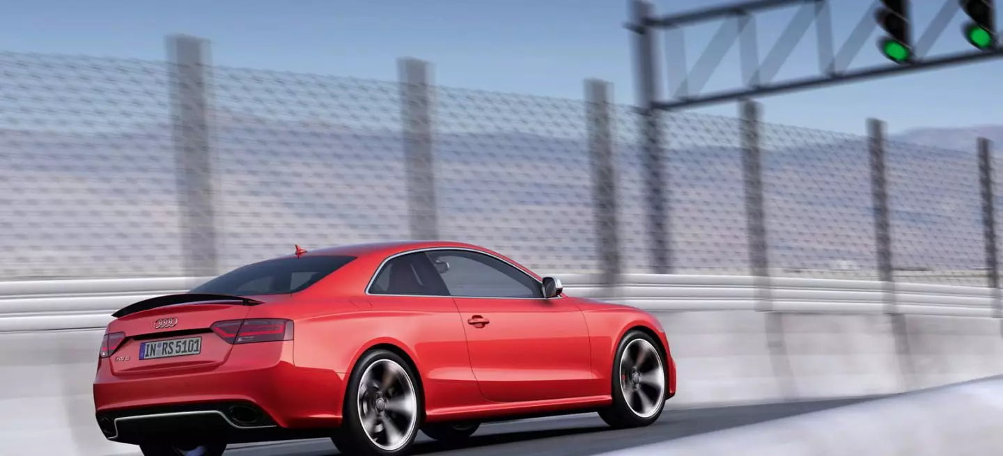 Audi RS5 2012