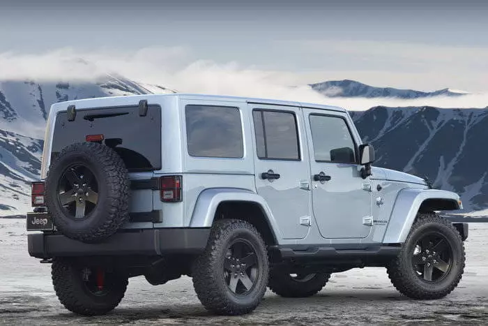 Jeep Wrangler Arctic