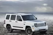 Jeep Wrangler a Jeep Cherokee, Arktis Editioun mat enger méi imposanter Ästhetik 150334_5