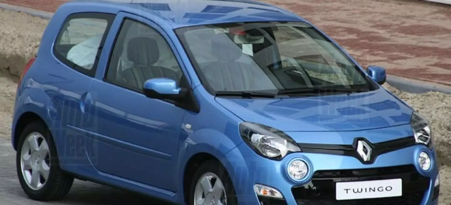 Renault Twingo, uning xarakterli dumaloq faralari 2012 yilda qaytib keladi 150683_2