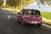 Renault Twingo, jego charakterystyczne okrągłe reflektory powracają w 2012 roku 150683_5