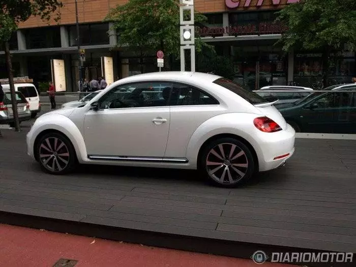 Шинэ Volkswagen Beetle, танилцуулга, Берлин дэх анхны холбоо