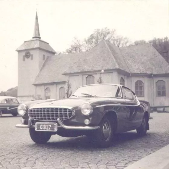 Volvo P1800