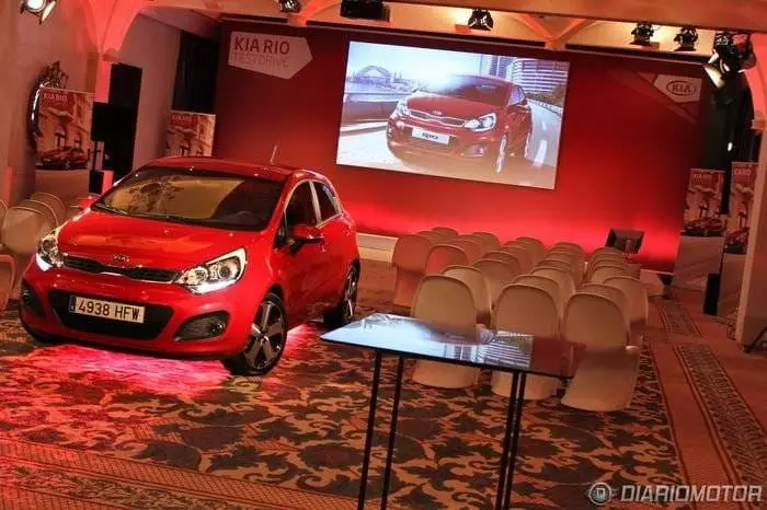 Kia Rio, chiwonetsero ndi mayeso ku Estoril (I)