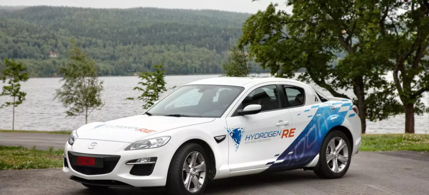 Mazda_Hydrogen_RX8_026