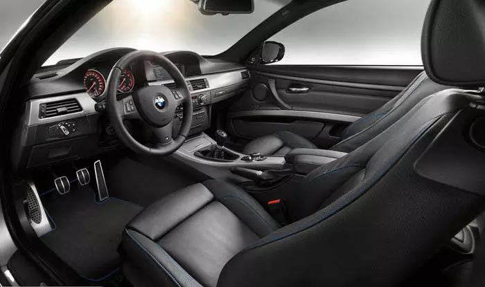 Išskirtinis BMW 3 Series M Sport ir Edition