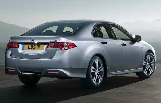 2012 Honda Accord eta Accord Tourer