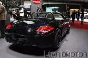 Porsche 911 Yirabura na Boxster S Yirabura, umukara ahantu hose i Geneve 154879_4