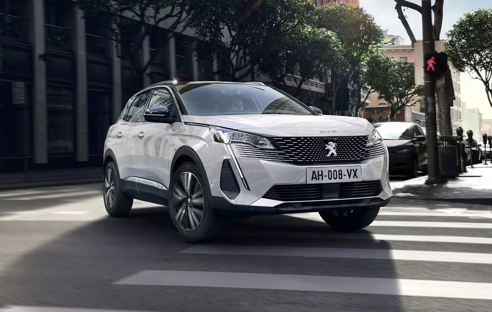 I-Peugeot isivele inenjini yayo eyi-hybrid elindelwe kakhulu futhi ethengekayo, ezothengiswa ngo-2023.