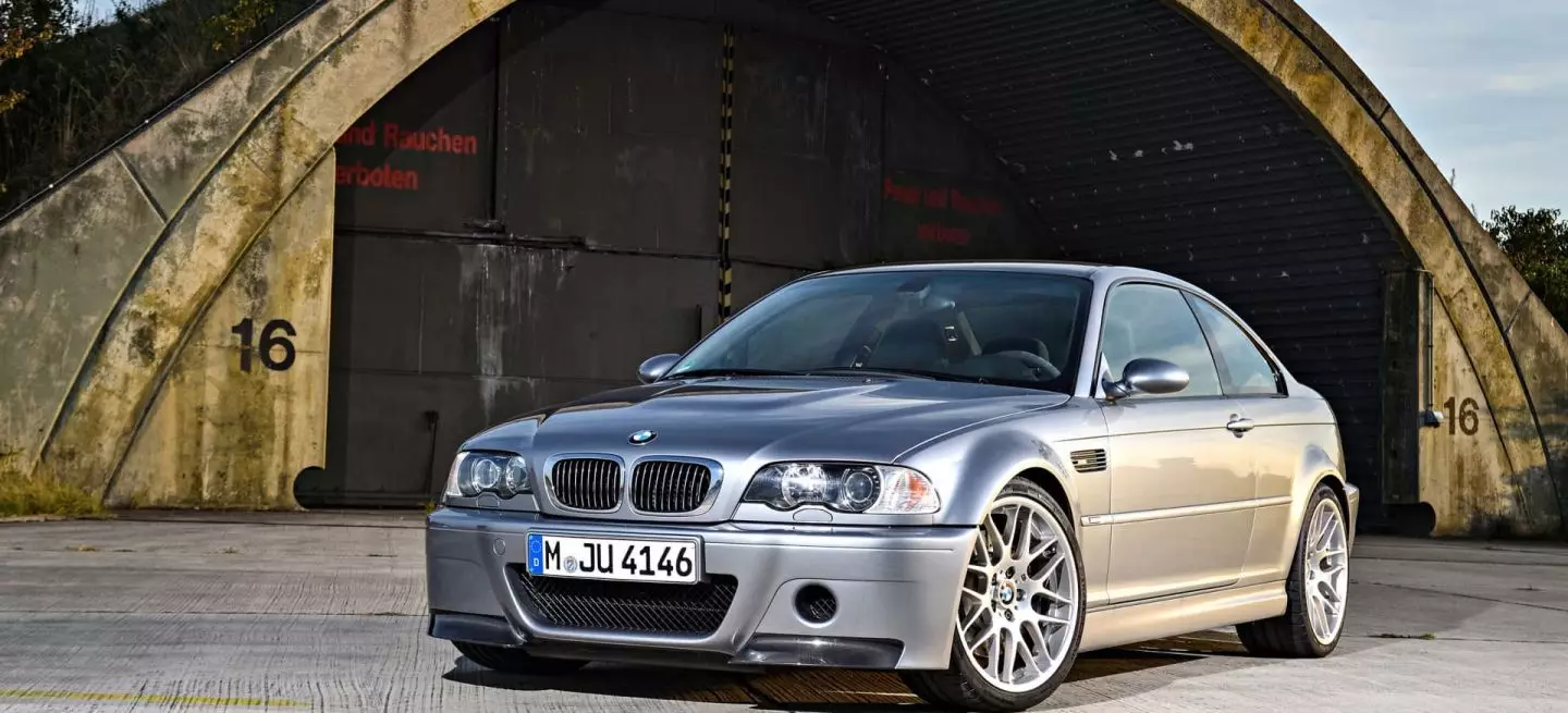 Manuāla pārveidošana Bmw M3 Csl Smg E46 03