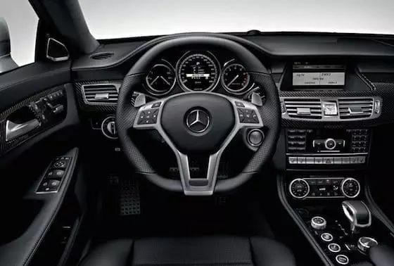 Мерседес CLS 63 AMG 2012 он