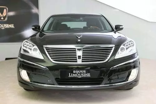 Limuzină Hyundai Equus