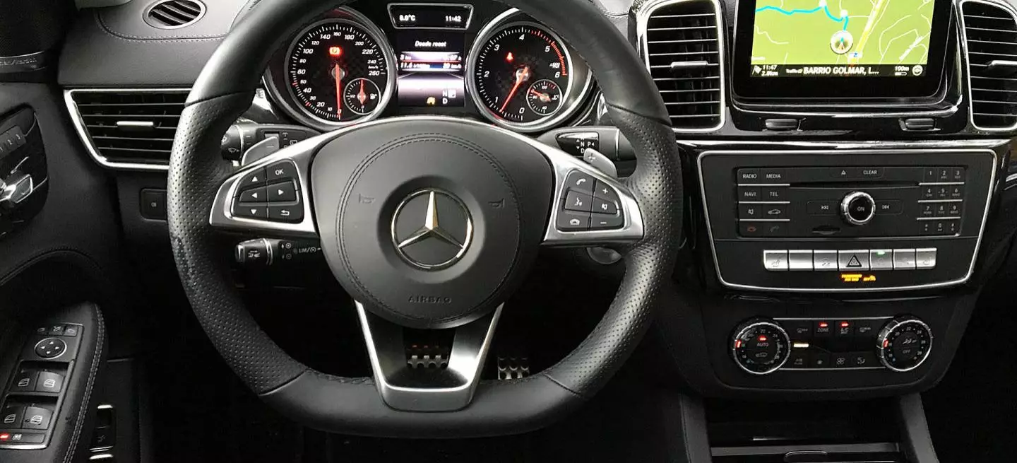 Mercedes_GLS_mdm_00009