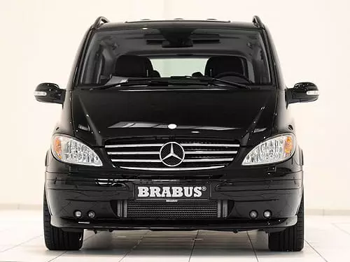 Brabus 梅赛德斯唯雅诺商务灯概念