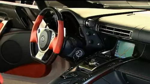 Lexus LFA, onthul in 'n video voor Tokio