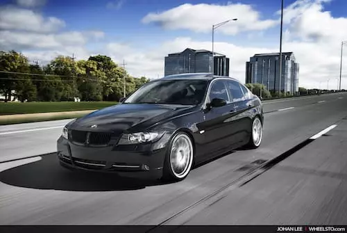 BMW 335i ទ្វារបួនតុបតែងដោយ WheelSTO