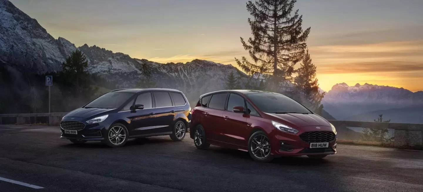 Ford Galaxy Hybrid 2021 02