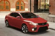 Kia Forte Koup, אַ באַלאַנסט קופּ 167427_9