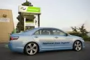 Cysyniad Hybrid CNG Toyota Camry 168374_1