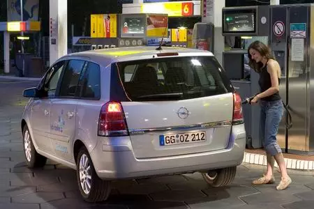 Opel Zafira ecoM, propulsion by natural gas