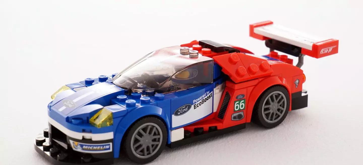 ford_gt_lego_dm_2