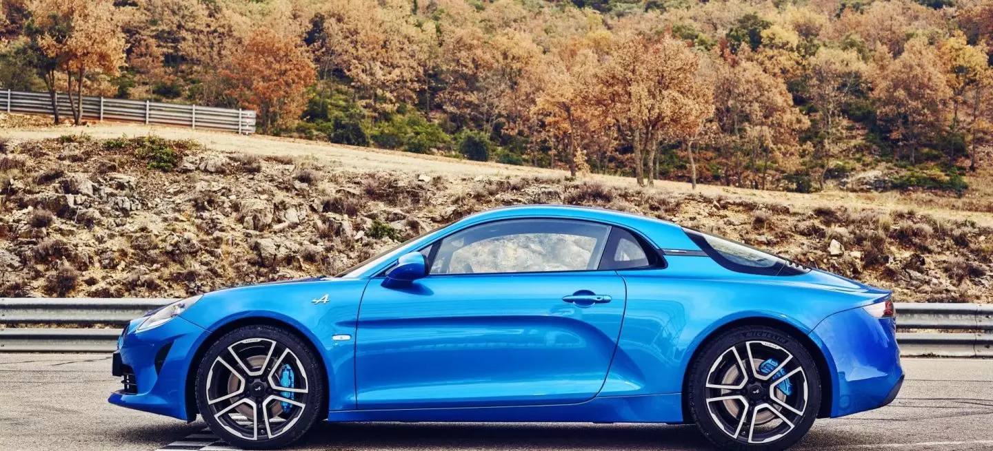 Lái thử Quốc tế Alpine A110 - Tháng 12 năm 2017 (73)