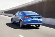 Hyundai Elantra 2016, al die besonderhede: 'n alternatief om te bepaal of jy 'n SEAT Toledo gaan koop 184884_4