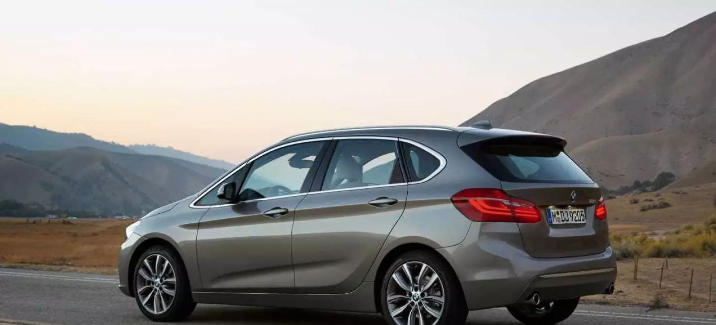 BMW_Series_2_Active_Tourer_DM_31