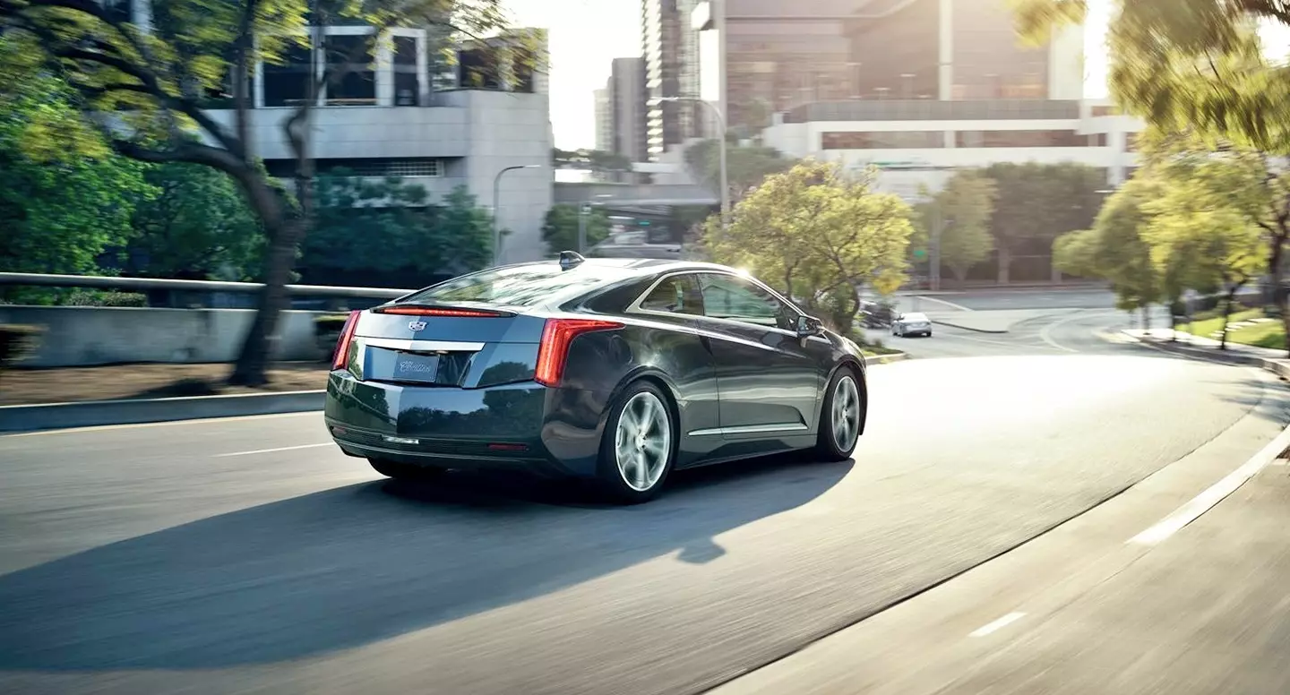 Cadillac ELR се преоткрива отново, за да намери своето място 185582_1