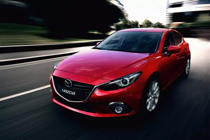 Mazda 3 ọhụrụ a ga-abụ ngwakọ mbụ Mazda nyere