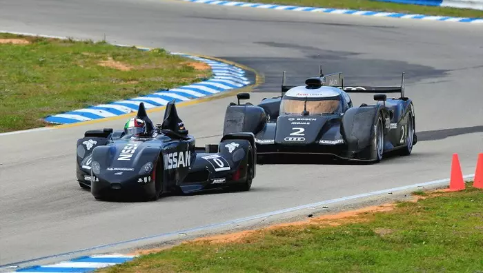 Le Nissan o le a tauva i le 2014 Le Mans Box 56 o le a hybrid ae le eletise 189225_1