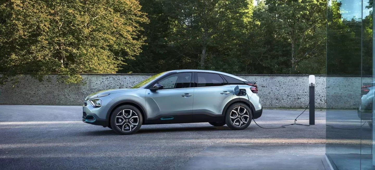 Citroen E C4 Electric Առաջարկ Օգոստոս 2021 Արտաքին 04 Բեռն