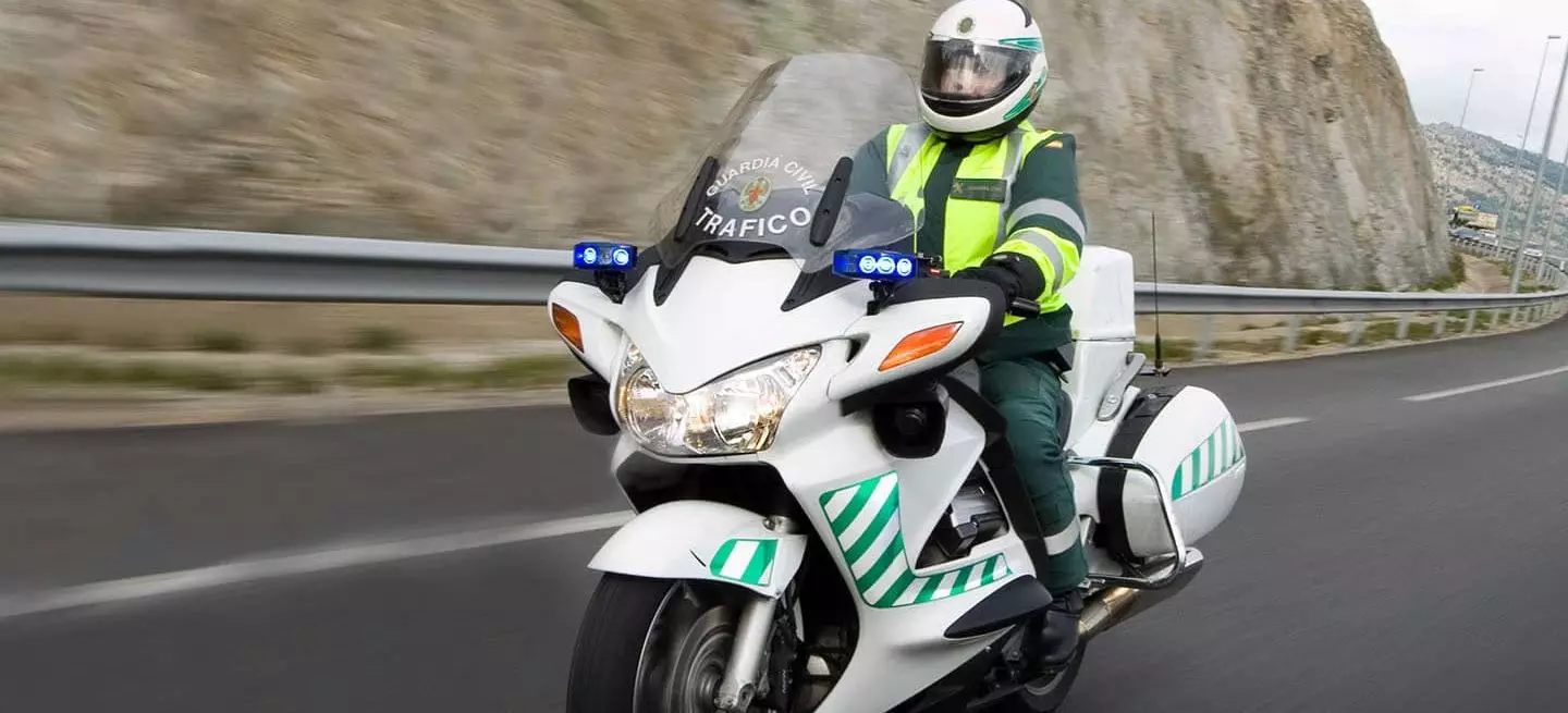 multa-superando-velocidade-ambulancia-policia-2