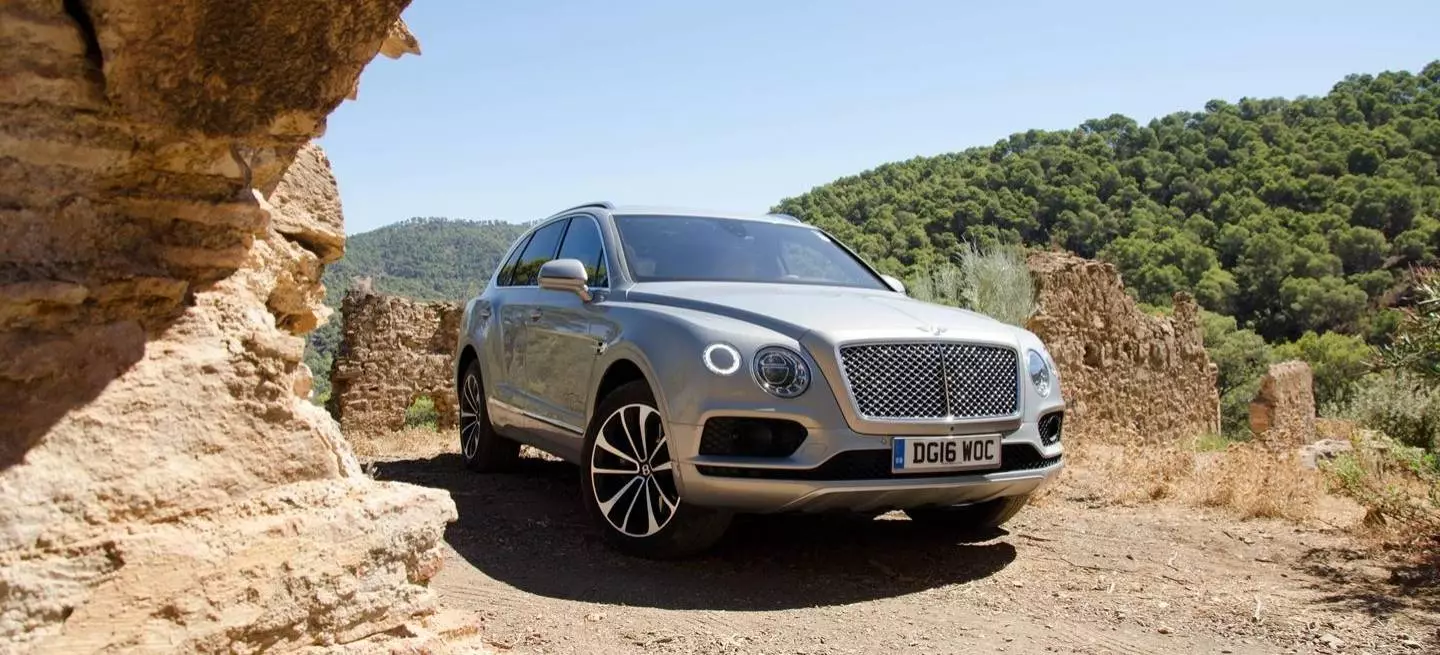 bentley-bentayga-toets-david-clavero-0816-028-mapdm