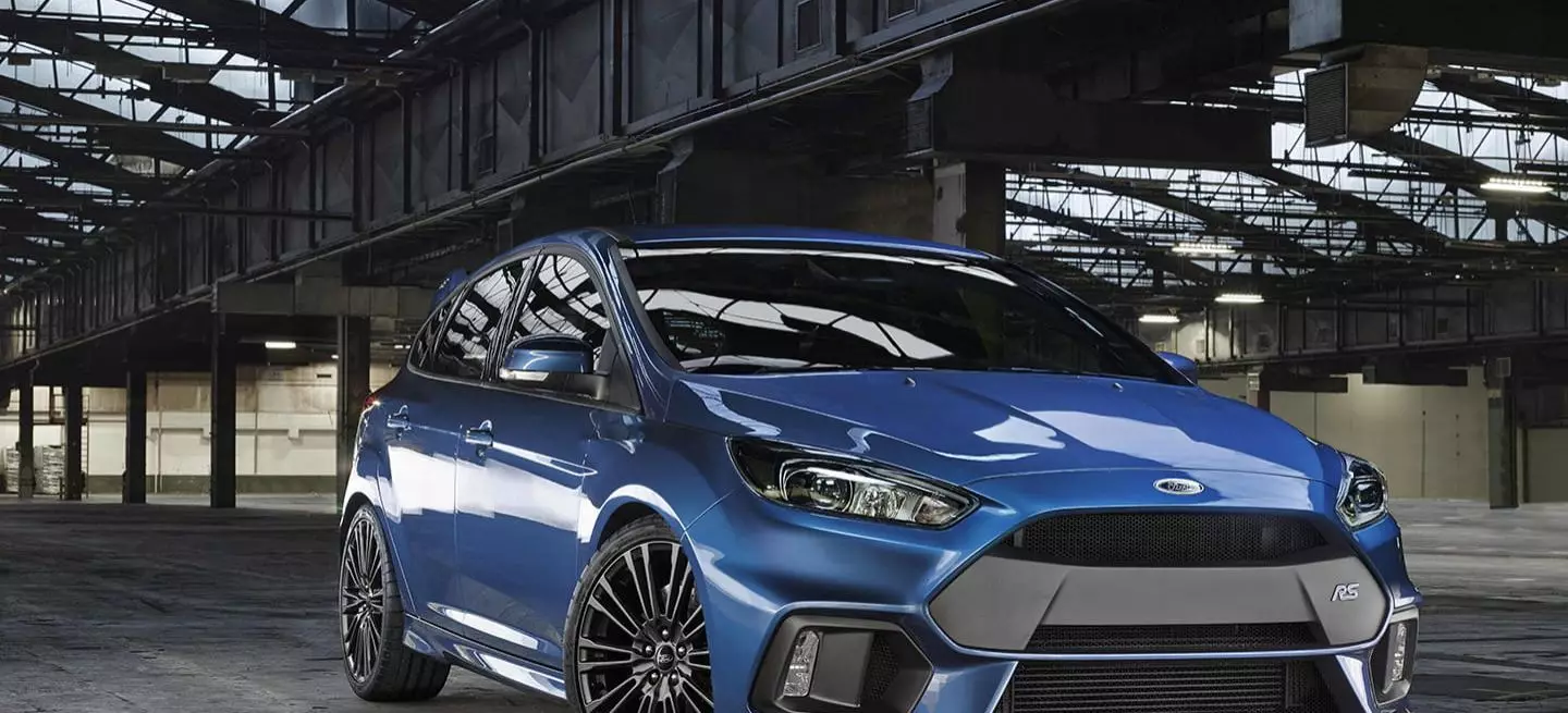 ford-focus-rs-2015-05-1440px