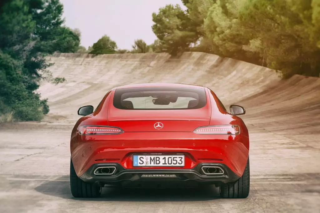 Mercedes-AMG GT: masomphenya atsopano a AMG