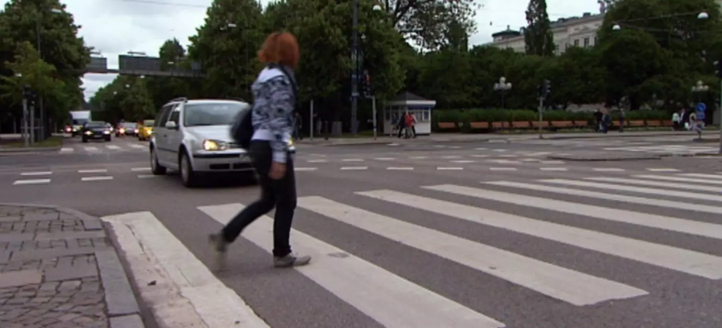 Radfahrervorrang Radweg Zebrastreifen 09