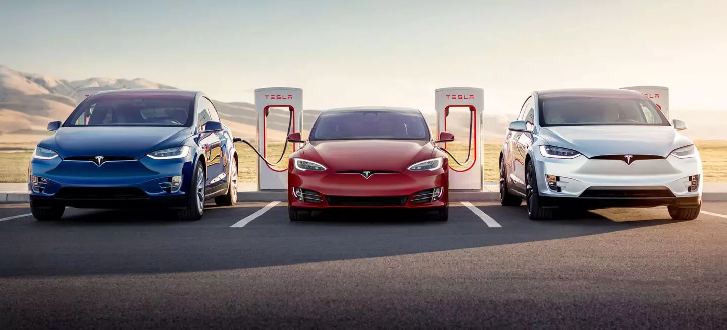 Supercharger Tesla-oplaadtijd