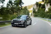 De Mercedes-AMG GLC 43 Coupé gëtt op Video presentéiert: mat engem 3.0 V6 Biturbomotor an 362 CV Kraaft 23274_2