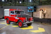 Жакшы кабар! Land Rover Defender кайра жасалышы мүмкүн! 23505_2