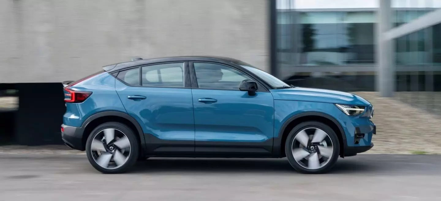 Volvo C40 цэнэглэх, Fjord Blue