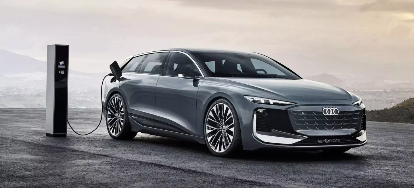 אודי A6 Avant E Tron Concept 14